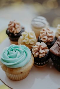 Wedding Cake Company Serving Oregon City, OR - Fat Cupcake